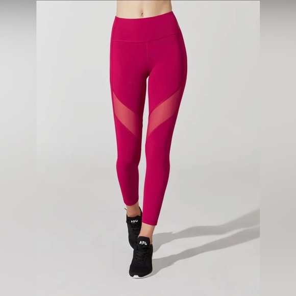 lululemon athletica | Pants & Jumpsuits | Lululemon New X Barrys ...